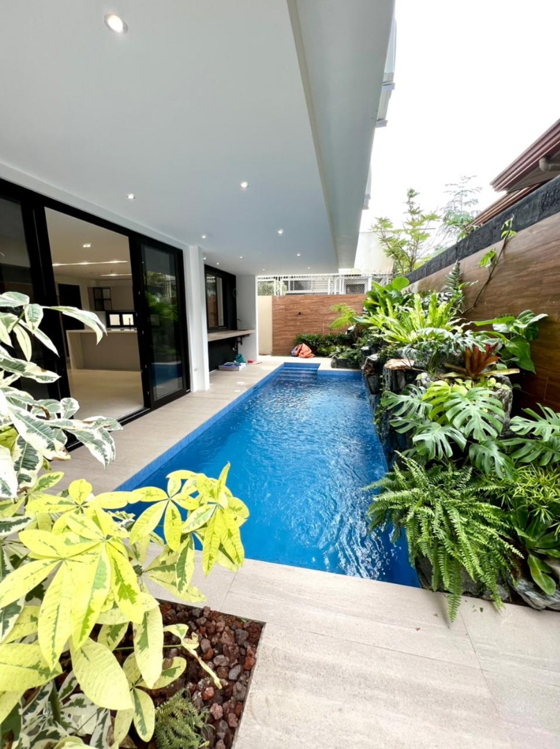 House and lot in Capitol Hills Golf Subdivision inside Ayala heights ...