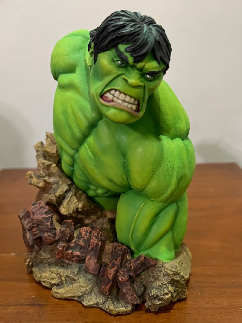 Incredible Hulk Statue Bust (Marvel Diamond Select), Hobbies & Toys ...