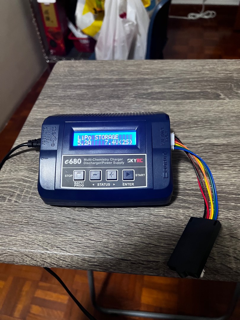 Like New SkyRC e680 AC/DC charger, Hobbies & Toys, Toys & Games on Carousell