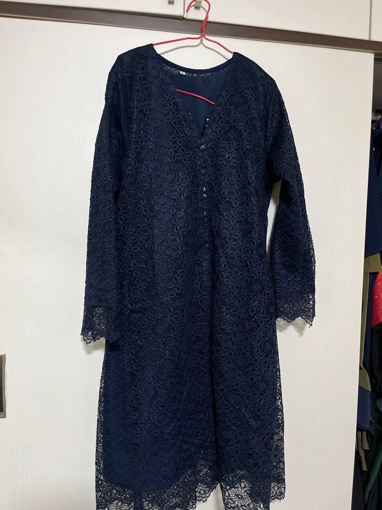 Long Kebaya lace, Women's Fashion, Muslimah Fashion, Baju Kurung & sets ...