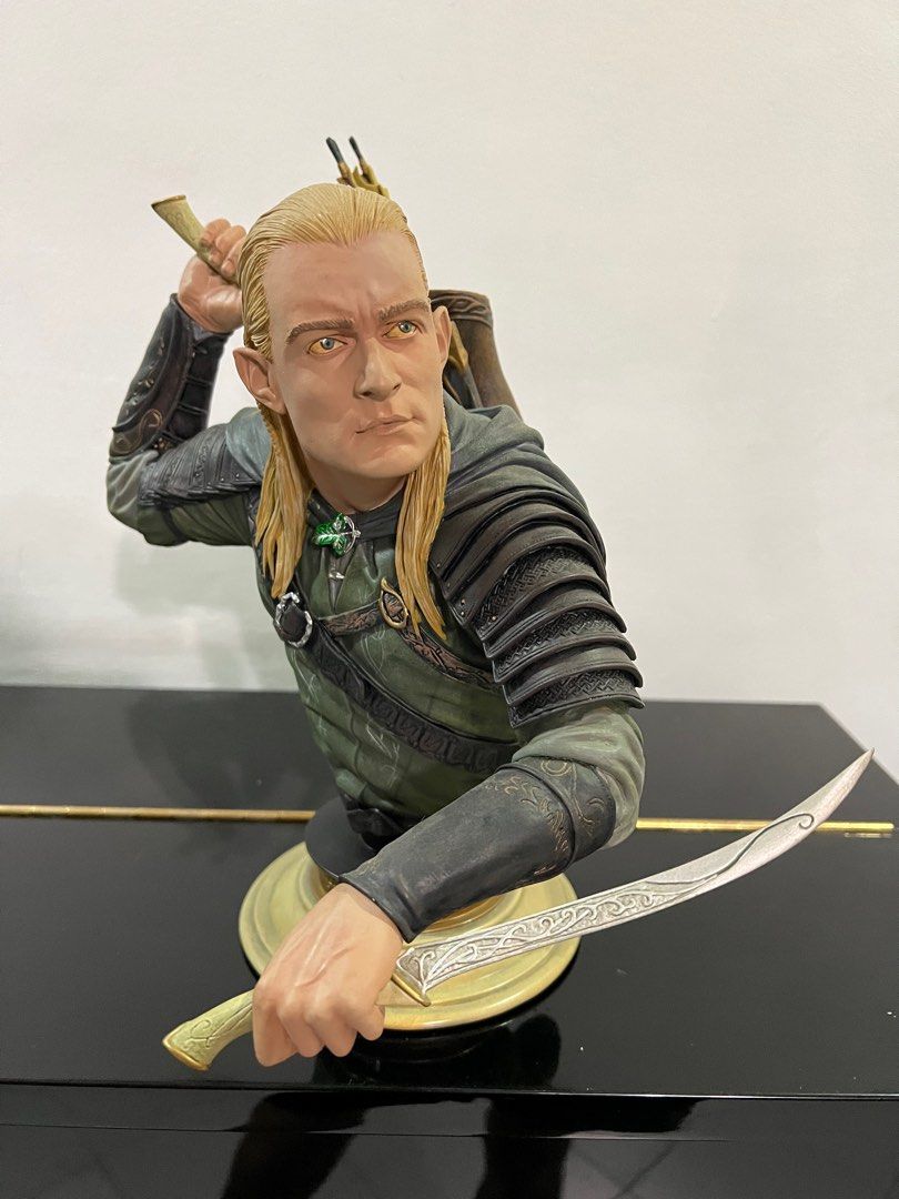 LOTR Sideshow Legolas 1:3 Legendary Scale Bust, Hobbies & Toys ...