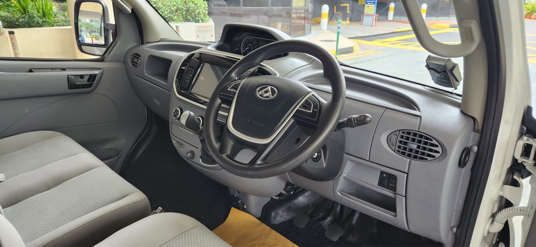 Maxus V80 Van Manual Van Manual, Cars, Commercial Vehicles, Used on ...