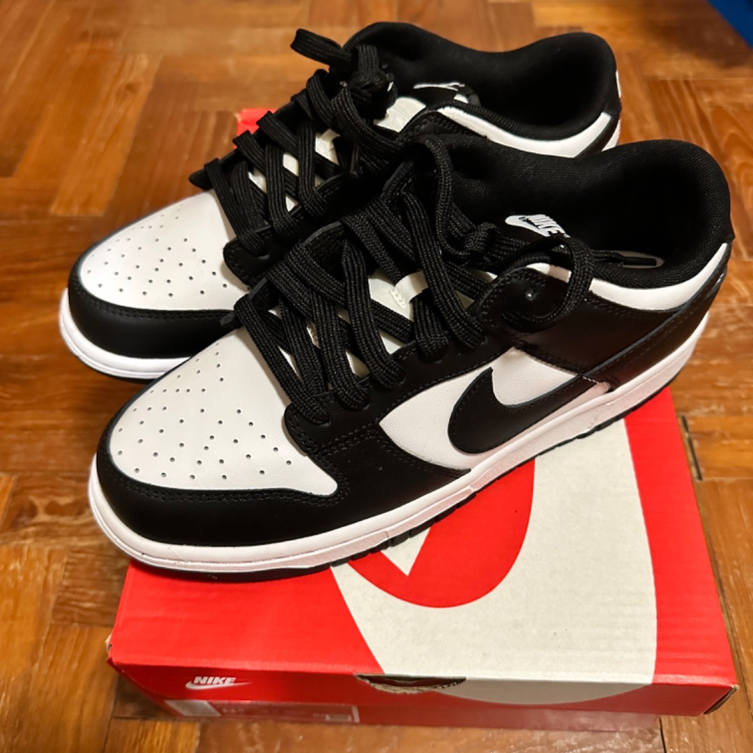 US 8.5 Nike Panda Dunk Low, Men's Fashion, Footwear, Sneakers on Carousell