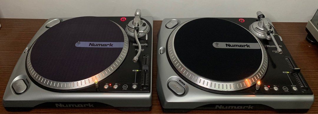 Numark TT-200 Hi-Torque DD Turntable, Audio, Other Audio Equipment on ...