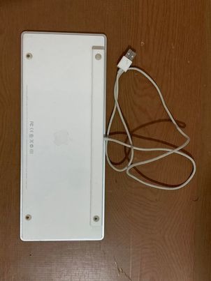 Original Apple WIRED Magic Keyboard, Computers & Tech, Parts ...