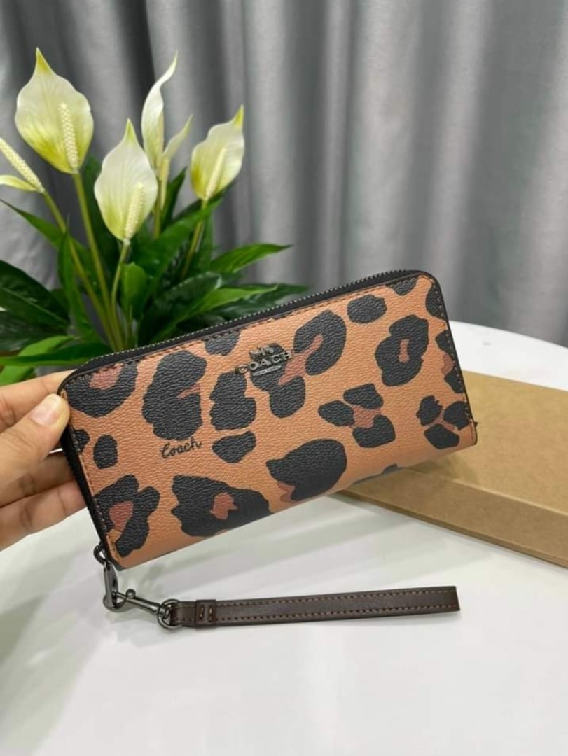 Original Coach C0034 Accordion Zip Wallet With Leopard Print, Women's ...