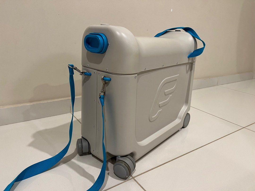 Original Jet Kids Bed Box, Babies & Kids, Going Out, Other Babies Going ...