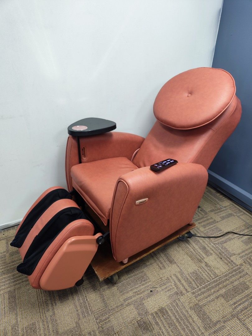 Osim udiva 2( 1 year old), Health & Nutrition, Massage Devices on Carousell