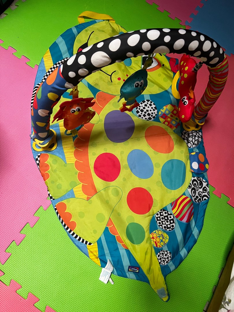 Playgro Play mat dinosaurs, Babies & Kids, Infant Playtime on Carousell