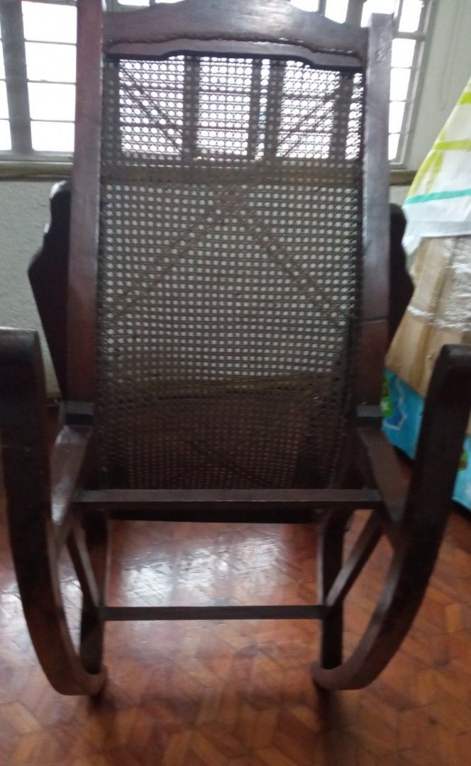 PRELOVED BUTAKA / SOLID WOOD ROCKING CHAIR, Furniture & Home Living ...