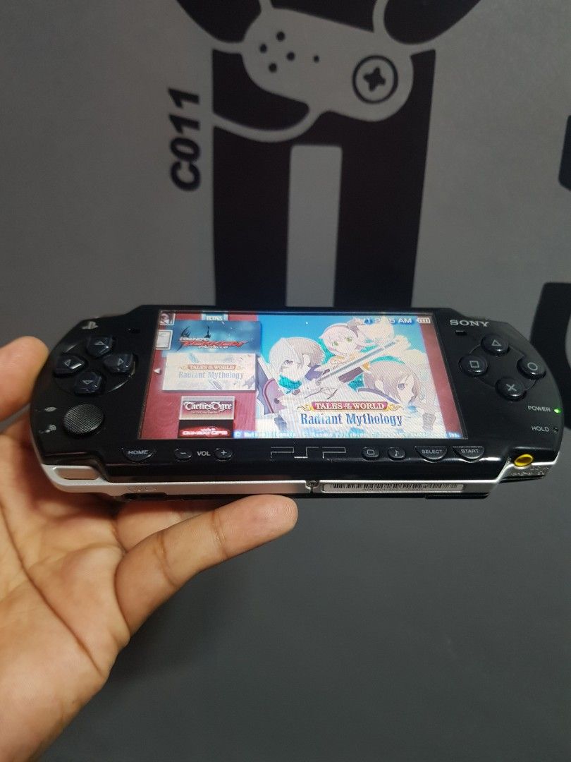 PSP Slim 2000 Series 32GB, Video Gaming, Video Game Consoles ...