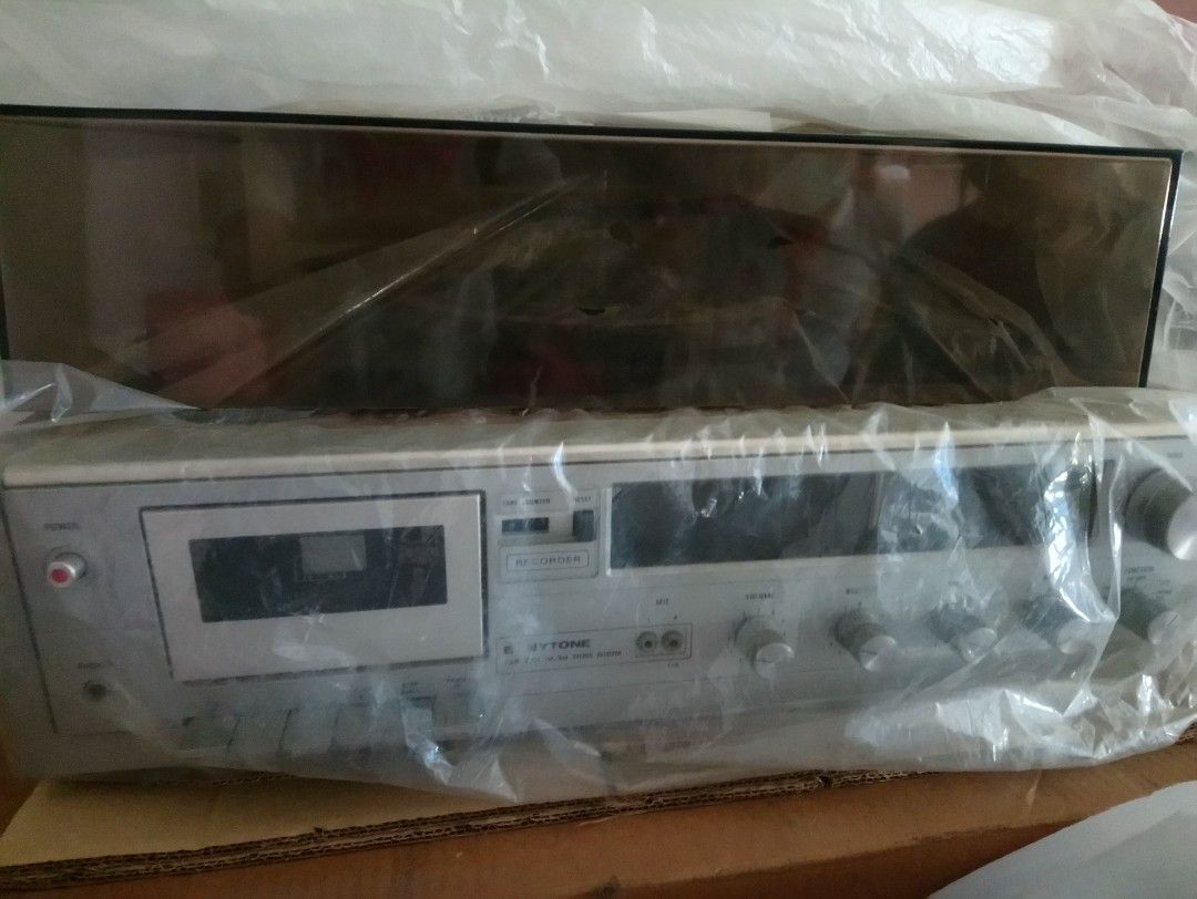 Rare Benytone turntable cassette receiver, Audio, Soundbars, Speakers & Amplifiers on Carousell