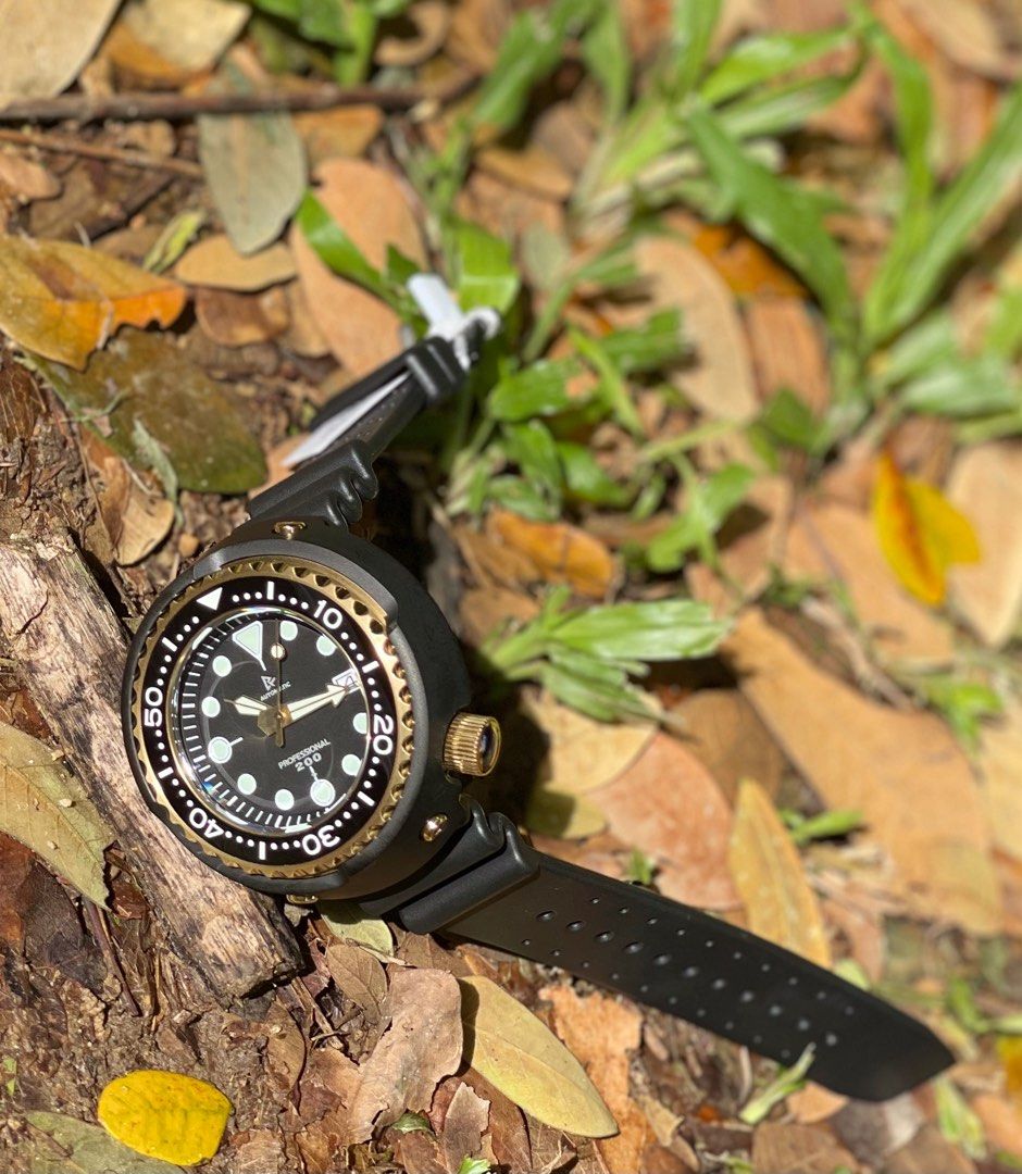 Rdunae Titanium Emperor Tuna - R1Ti, Men's Fashion, Watches ...