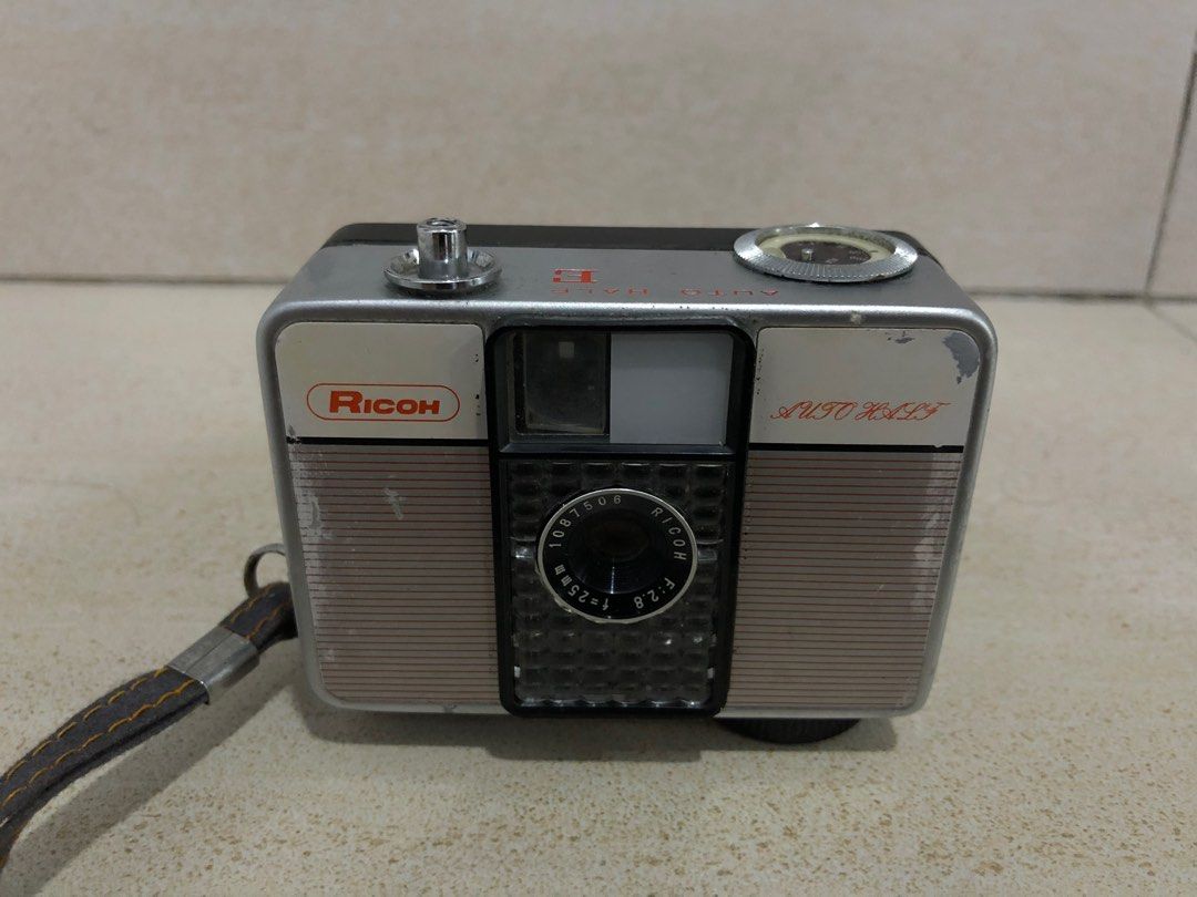 Ricoh Auto Half E, Photography, Cameras on Carousell
