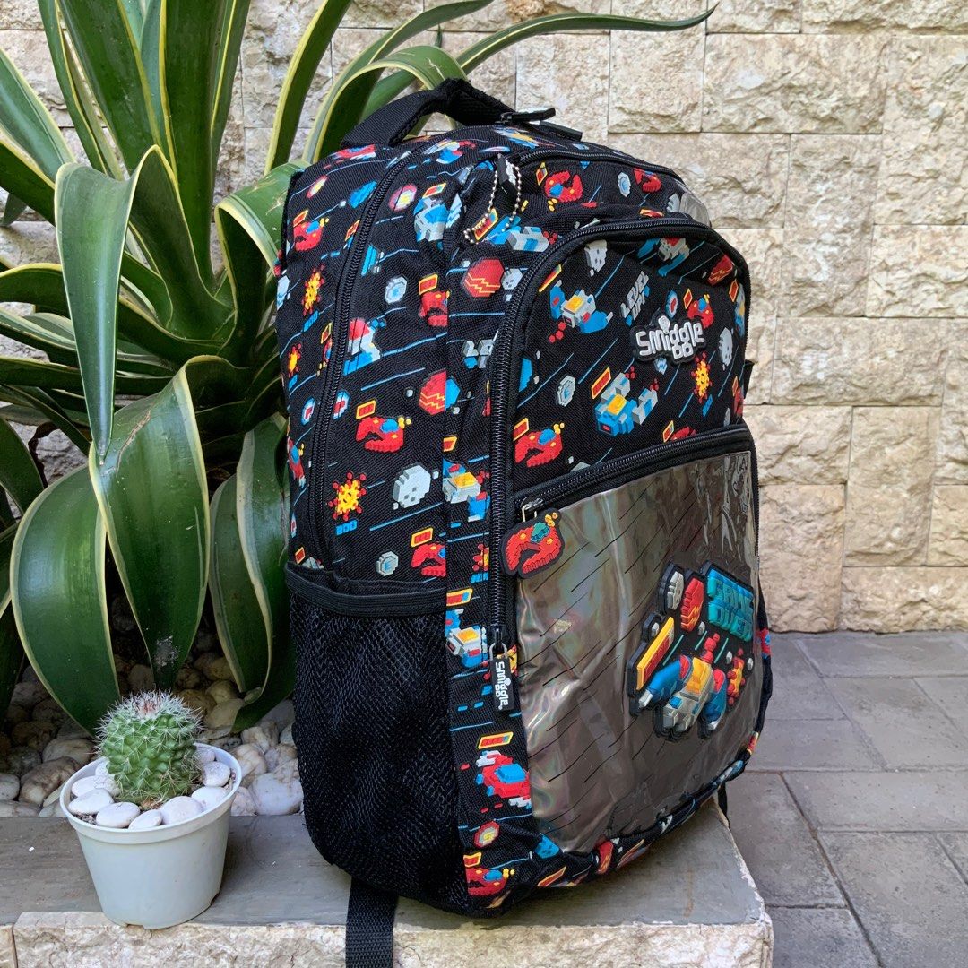 SMIGGLE PIXEL GAME OVER BACKPACK BLACK, Bayi & Anak, Kereta, Kursi ...