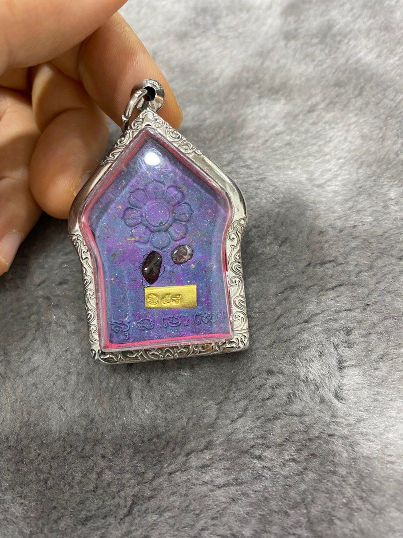Thai amulet - Khun Paen , purple with gold powder & gold tarkrut , Hobbies & Toys, Memorabilia ...