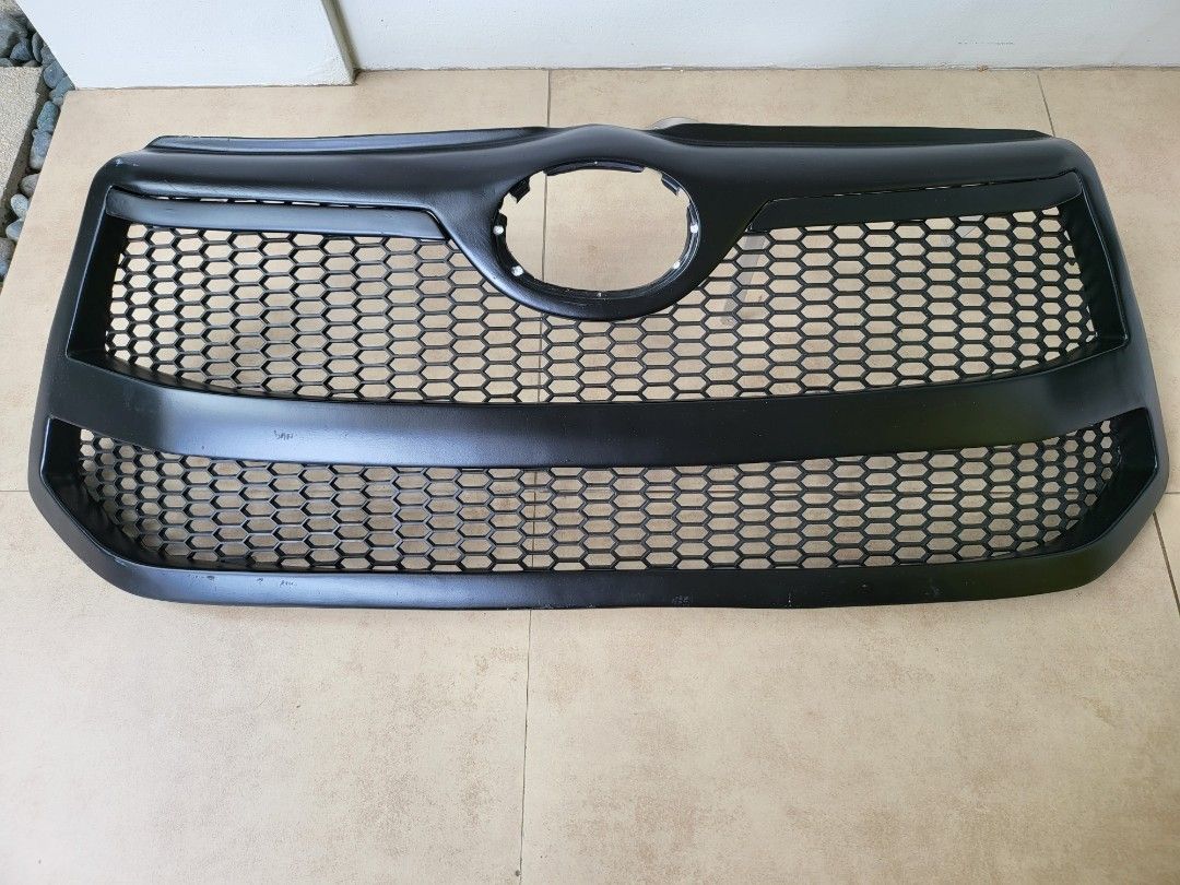 Toyota Innova Mesh Grille, Luxury, Accessories on Carousell