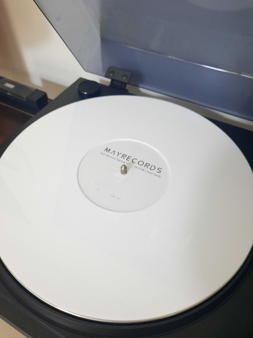 Vinyl Turntable with transformer and preamp, Audio, Other Audio ...