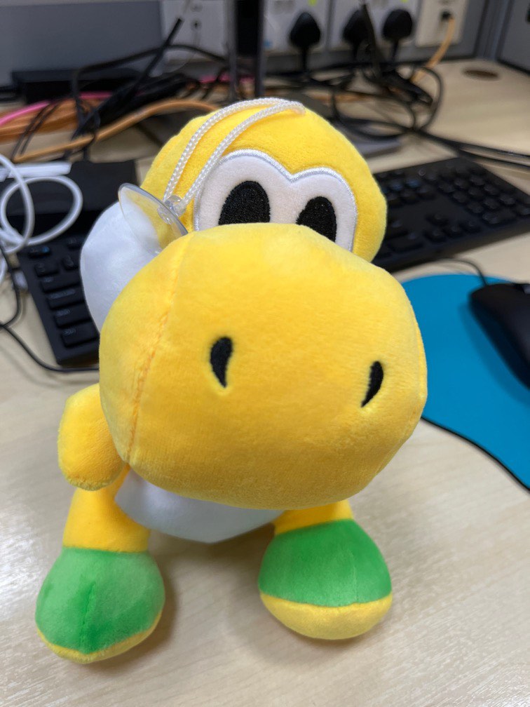 Yellow yoshi plush toy, Hobbies & Toys, Toys & Games on Carousell