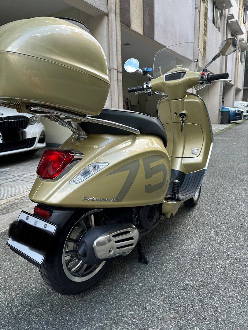2021 Vespa Primavera 75th Anniversary Edition, Motorbikes, Motorbikes ...