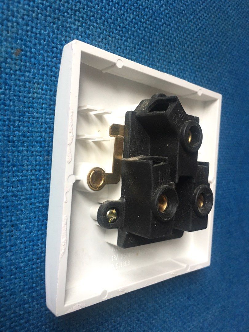 90%新 JUNON (no. E9H / 13 series) 厚料 重身 13A 電源 插頭 插座 power plug socket ...