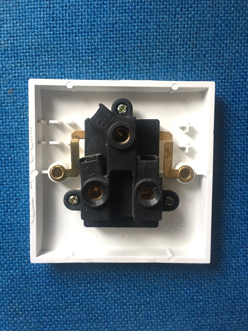90%新 JUNON (no. E9H / 13 series) 厚料 重身 13A 電源 插頭 插座 power plug socket ...