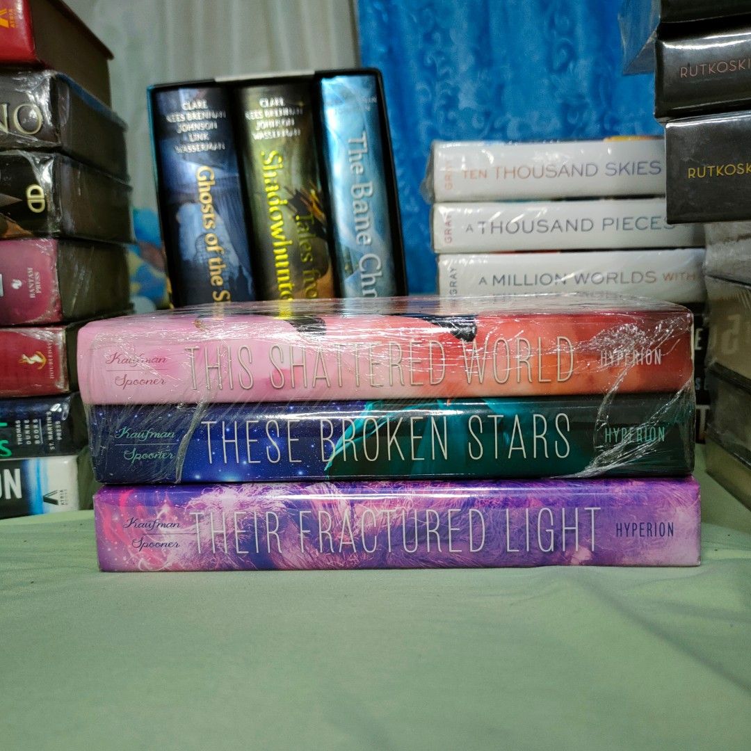 ACOTAR | LOTR | INFERNAL DEVICES | 5TH WAVE | DAN BROWN BOOKS ...