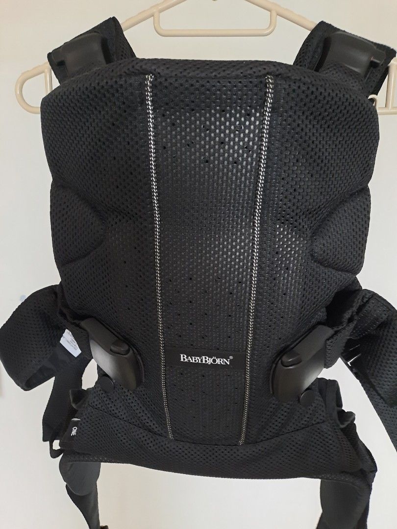 BABYBJORN ONE MESH carrier, Babies & Kids, Going Out, Carriers & Slings ...
