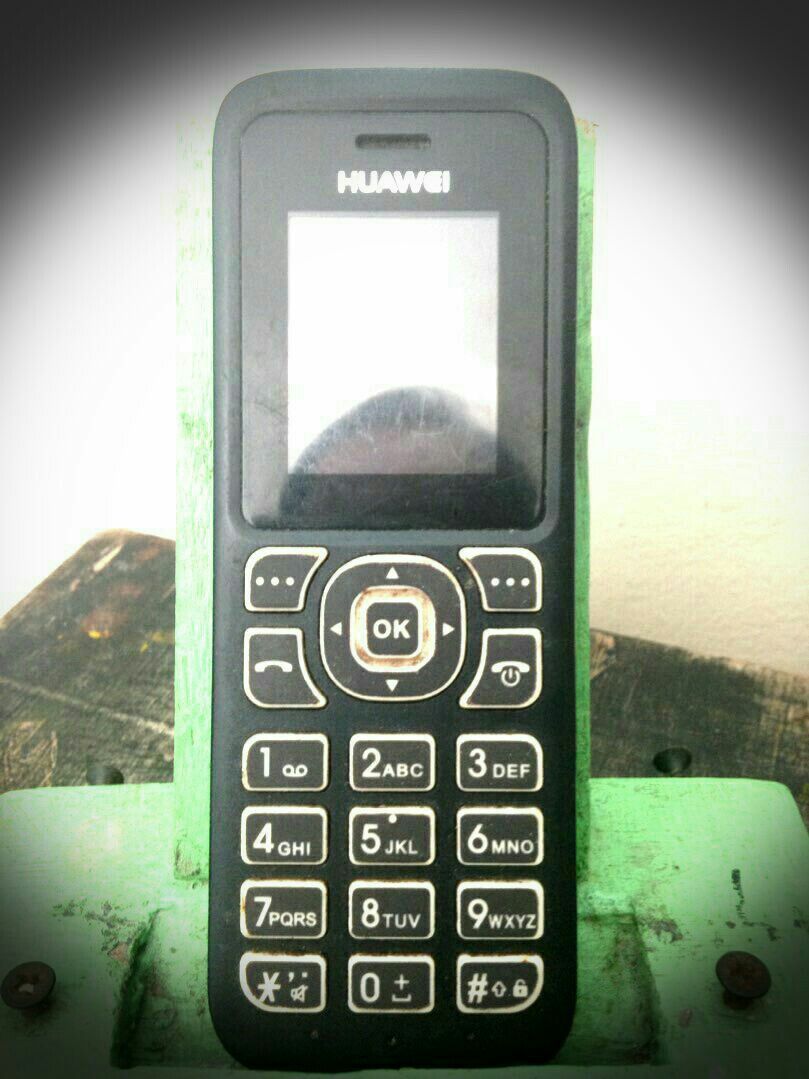 Basic keypad phone (original), Mobile Phones & Gadgets, Mobile Phones ...