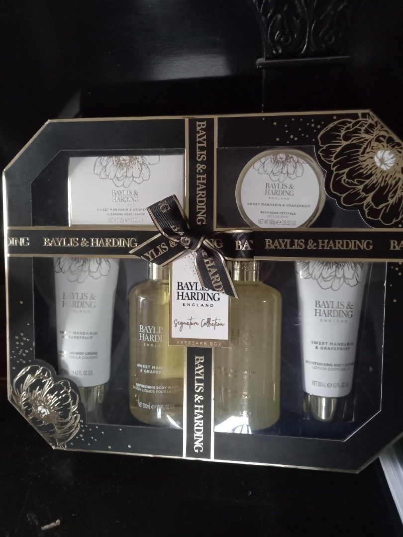 Baylis and Harding Signature collection, Beauty & Personal Care, Bath ...