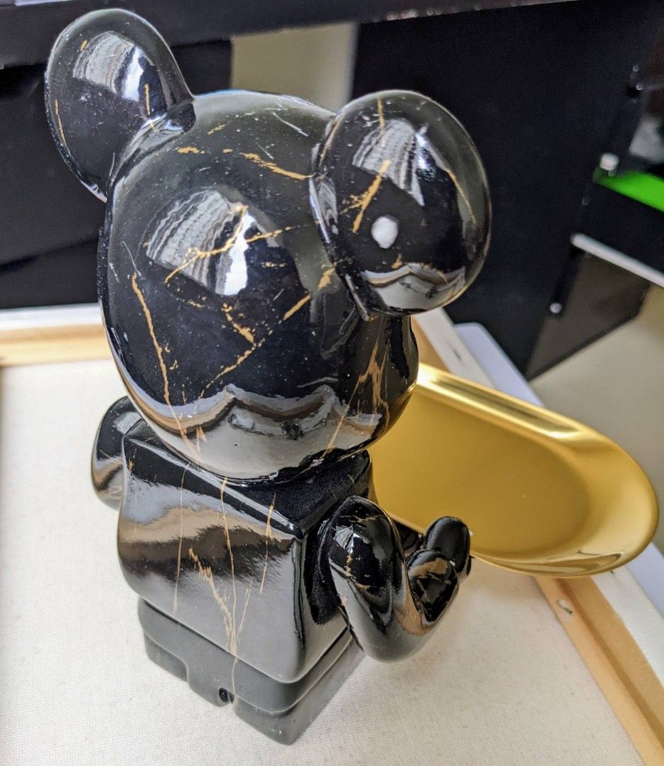 Bearbrick BYG Concept Table Top Utility Holder, Hobbies & Toys ...