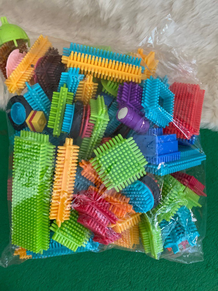 Bristle bricks, Hobbies & Toys, Toys & Games on Carousell