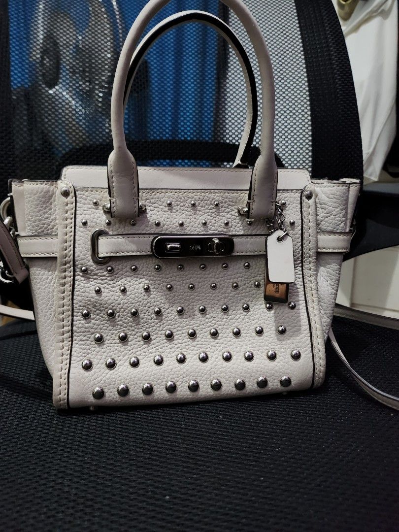 COACH Swagger 21 with Rivet, Women's Fashion, Bags & Wallets, Cross ...