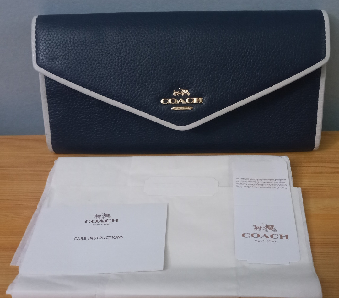 Coach Long Wallet (Navy/Chalk Color), Luxury, Bags & Wallets on Carousell