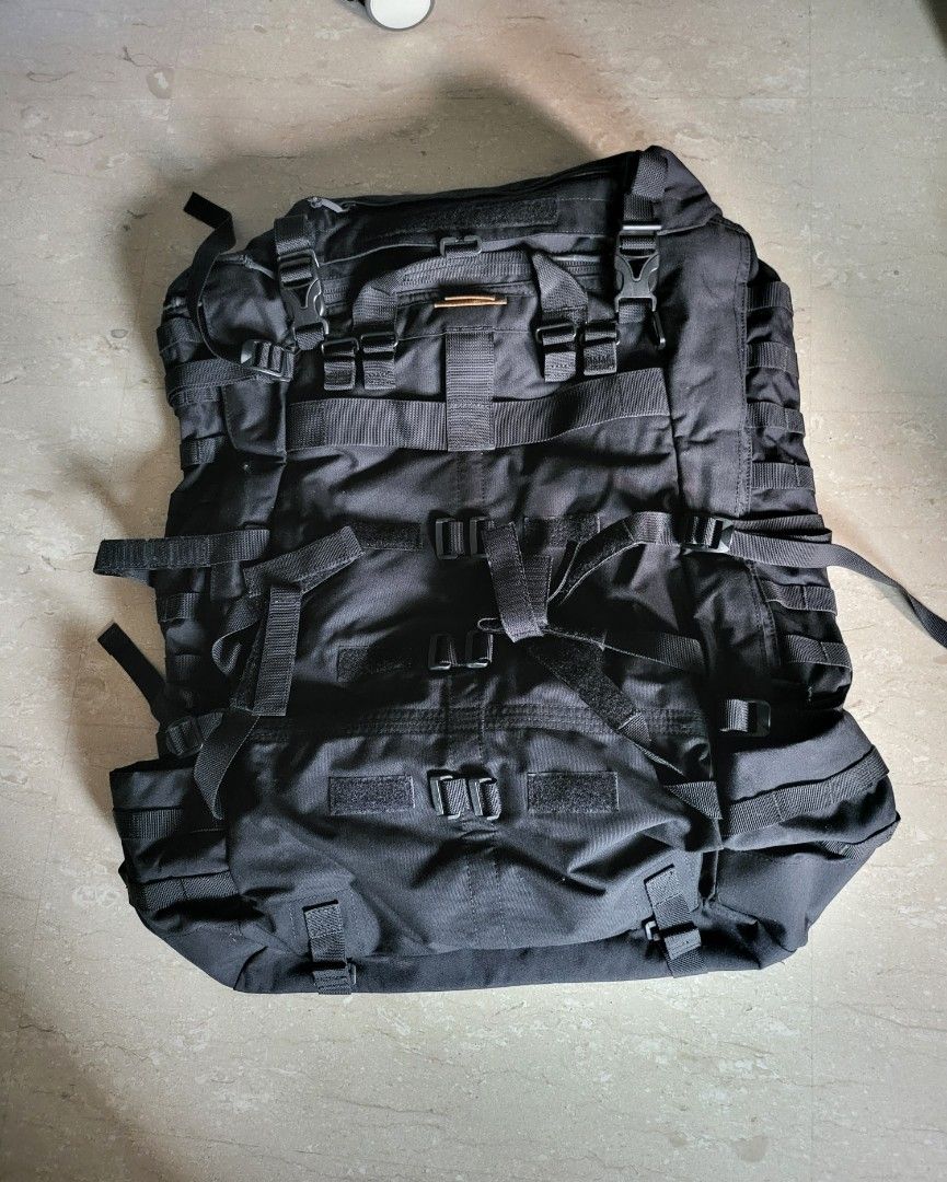 Crossfire DG16 Black (RARE Colour) - 85L Large Field Pack (Pack only ...