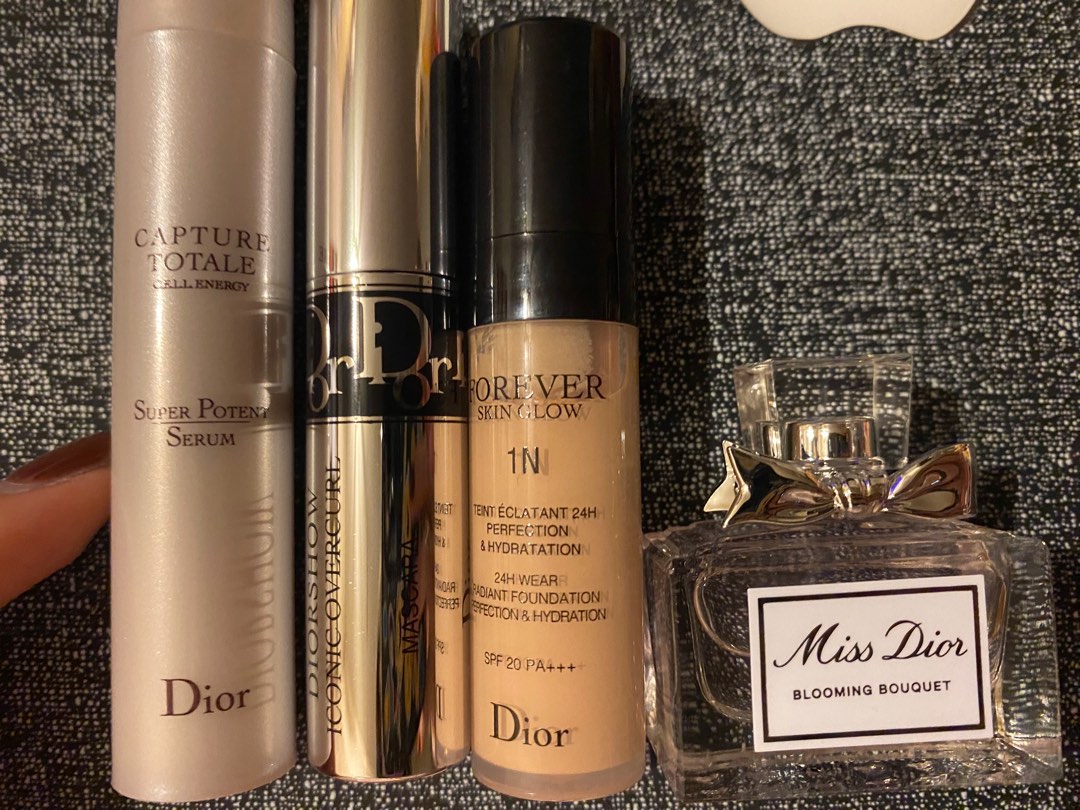 dior vip gift set, 美容＆化妝品, 健康及美容 - 香水＆香體噴霧 - Carousell
