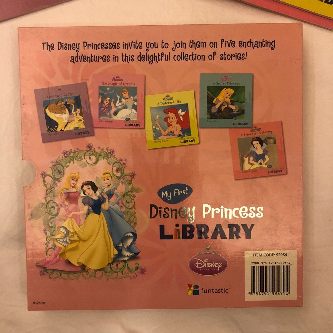 Disney princess library (5 books), 興趣及遊戲, 書本 & 文具, 兒童書籍 - Carousell
