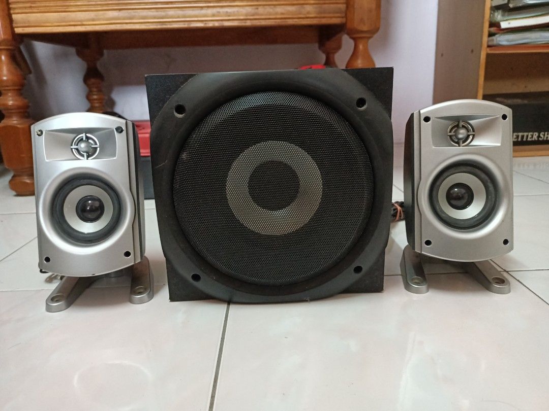 Divoom 2.1 Speaker, Audio, Soundbars, Speakers & Amplifiers on Carousell