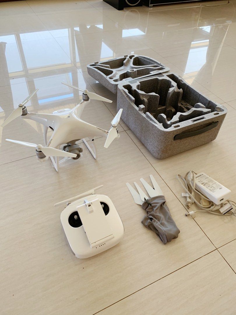 DJI Phantom 4 PRO (USA) with original box, Photography, Drones on Carousell