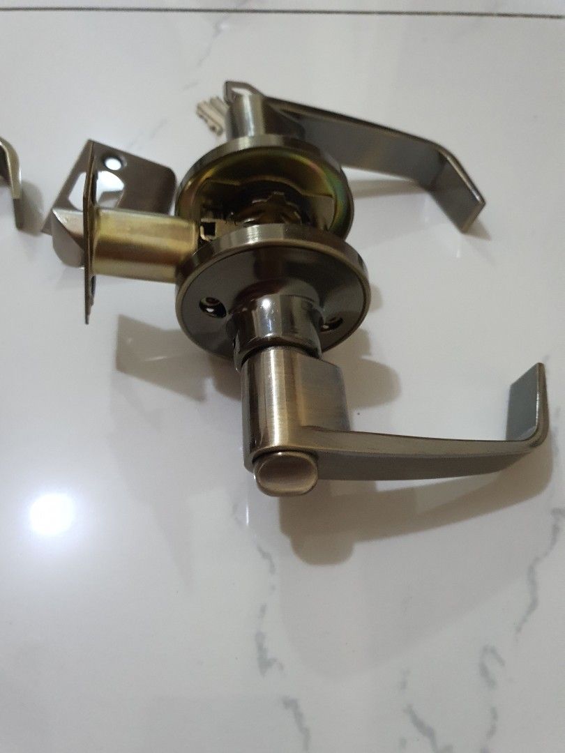 Door handle w lock, Furniture & Home Living, Security & Locks, Locks ...