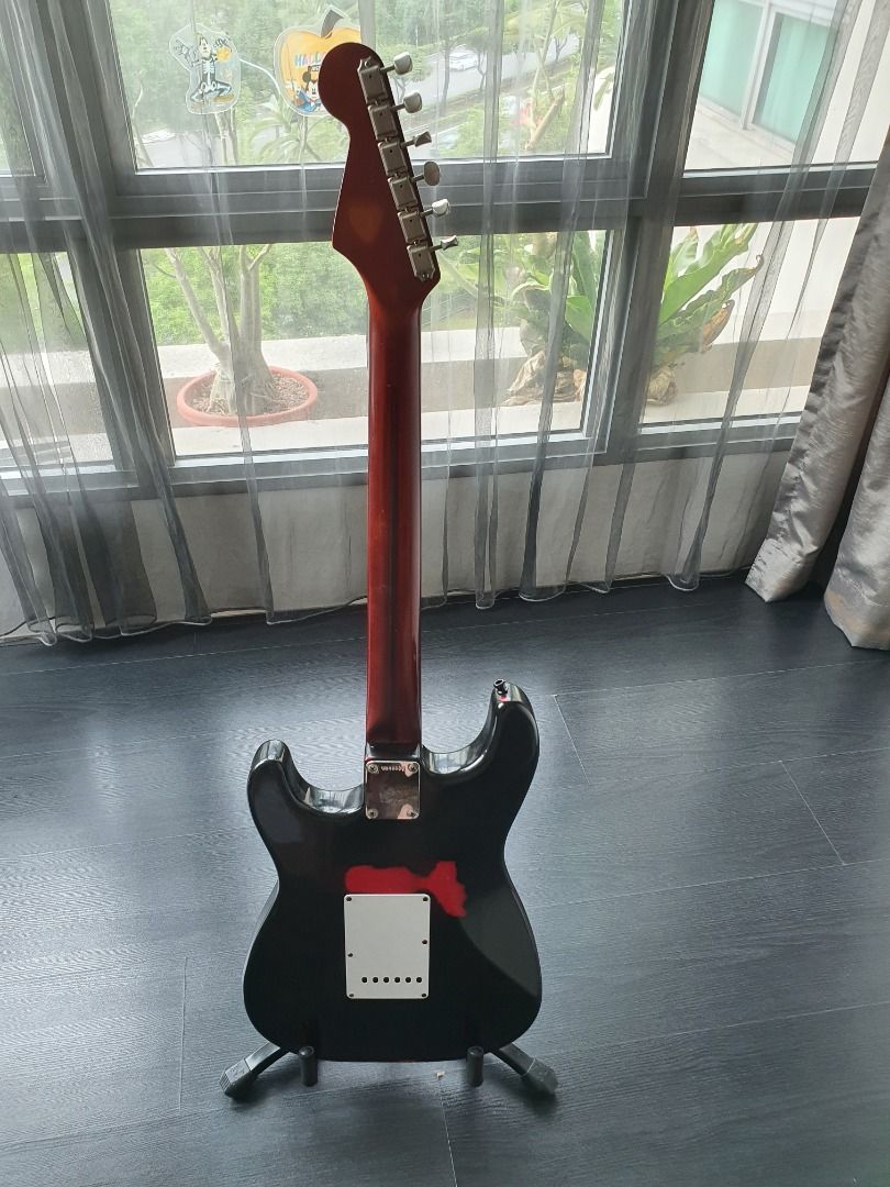 Fender Stratocaster 1990 - 57 Vintage Reissue - Black over Fiesta Red ...