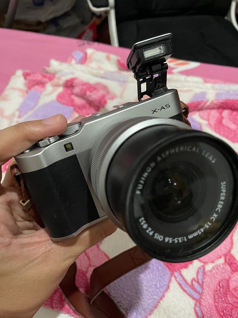 Fujifilm X-A5 Mirrorless Camera, Photography, Cameras on Carousell