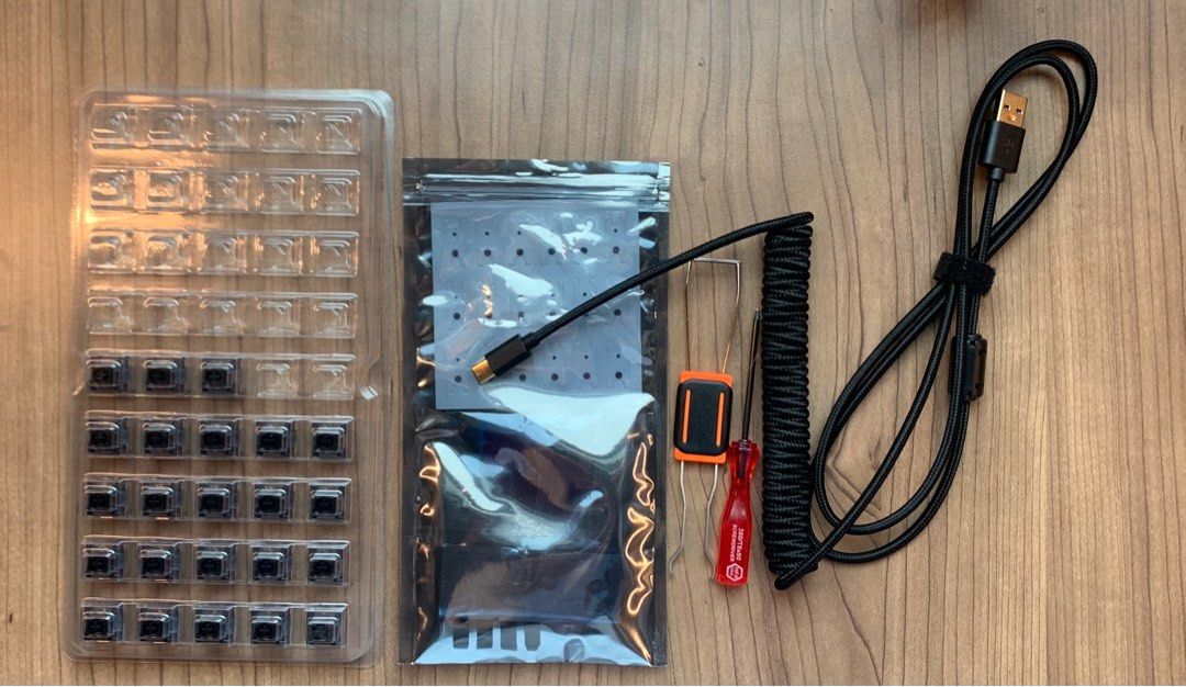 ciy gas67 gas 67 custom keyboard with lubed akko cs jelly black and gmk ...