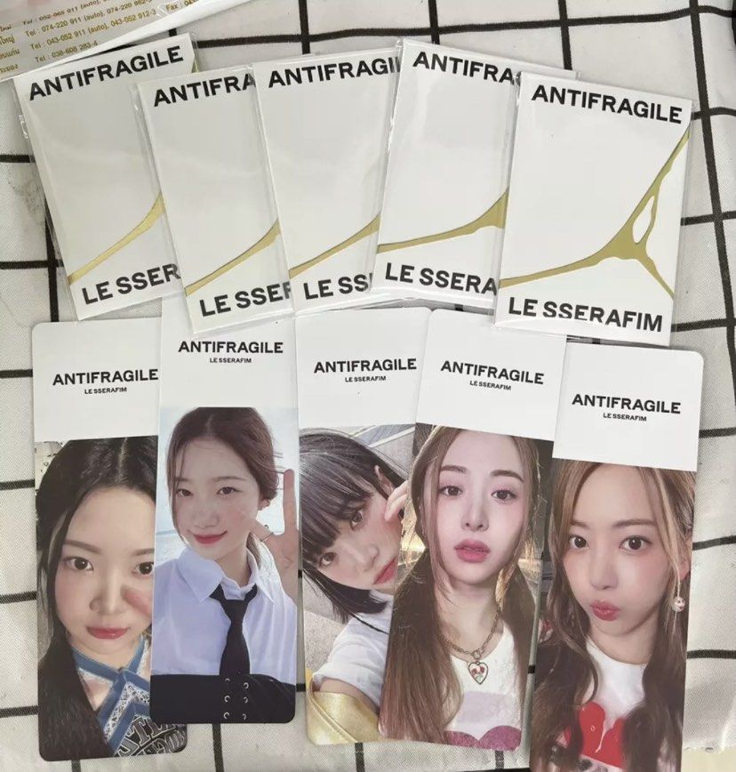 [GO] lesserafim weverse album, Hobbies & Toys, Memorabilia ...