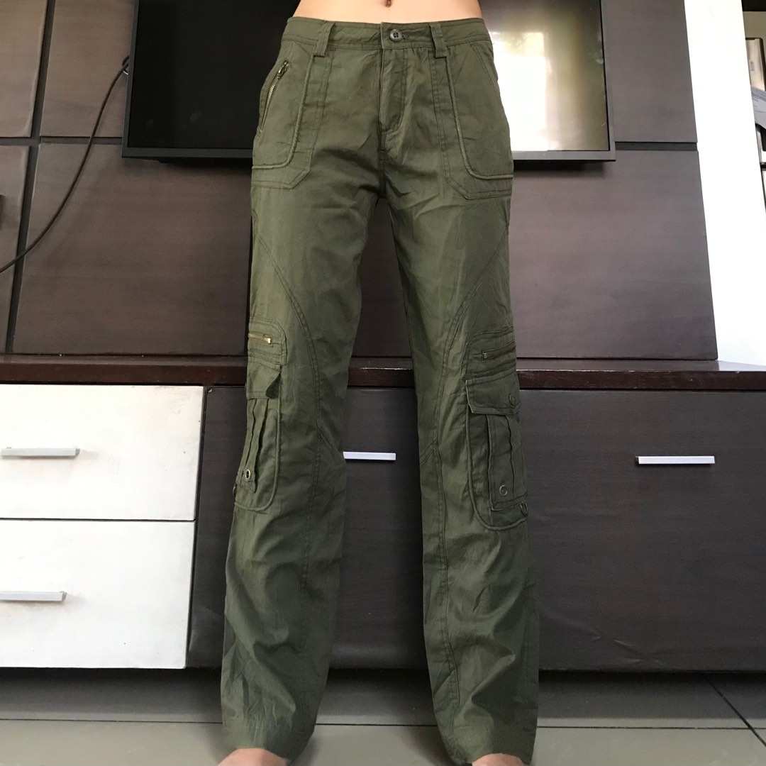 Grunge Moss Green Cargo Pants, Women's Fashion, Bottoms, Jeans on Carousell