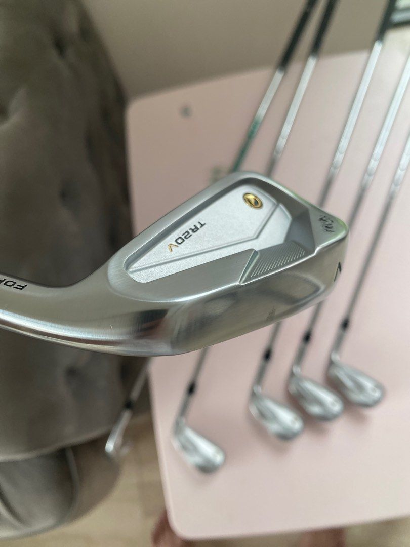 Honma TR20V Irons 5-pw, Sports Equipment, Sports & Games, Golf on Carousell