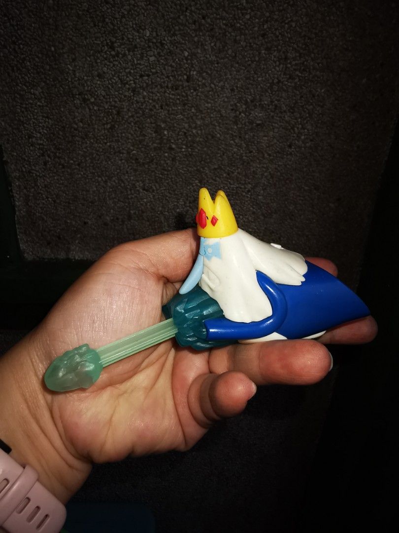 Ice king toy launcher, Hobbies & Toys, Toys & Games on Carousell