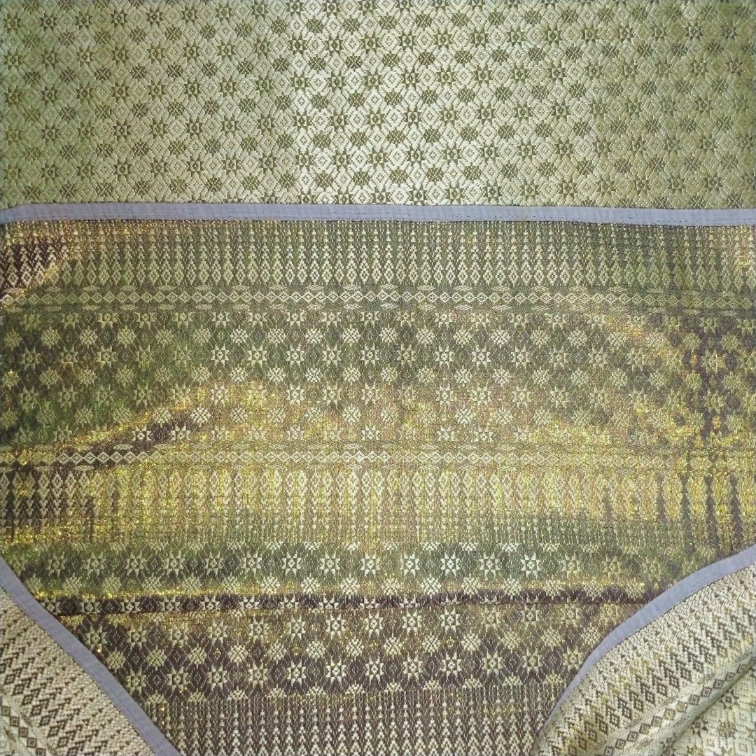 Kain songket corak bunga gold, Hobbies & Toys, Collectibles ...