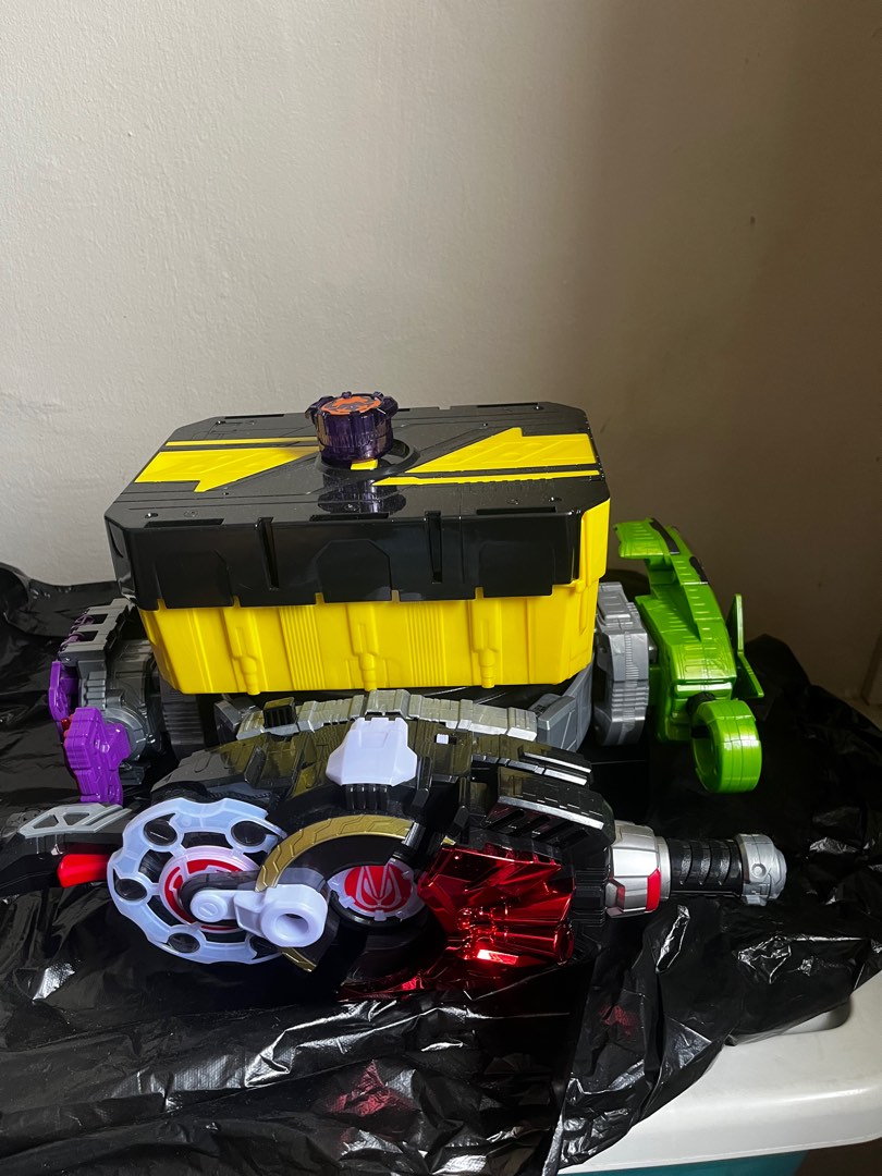 Kamen Rider Geats DX Set, Hobbies & Toys, Toys & Games on Carousell