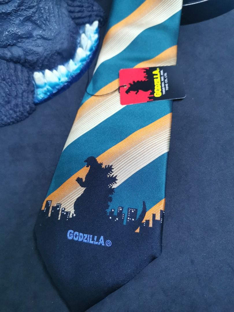 Kingoji (Godzilla 1962) Bust and Neck Tie Set by Taki Corporation ...